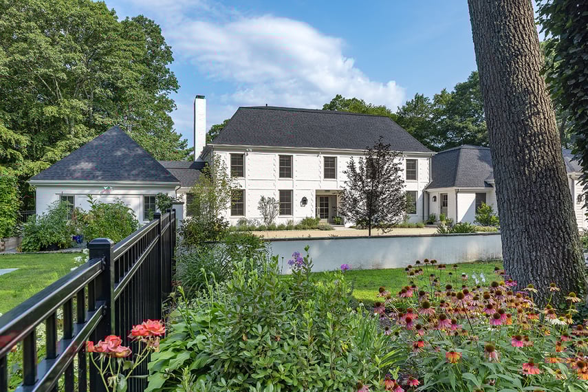 Building and Design Renovation Company - Mitchell Construction